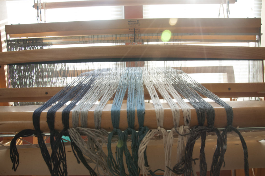 Weaving Wednesdays – Herringbone Sampler – Universal Yarn Creative Network
