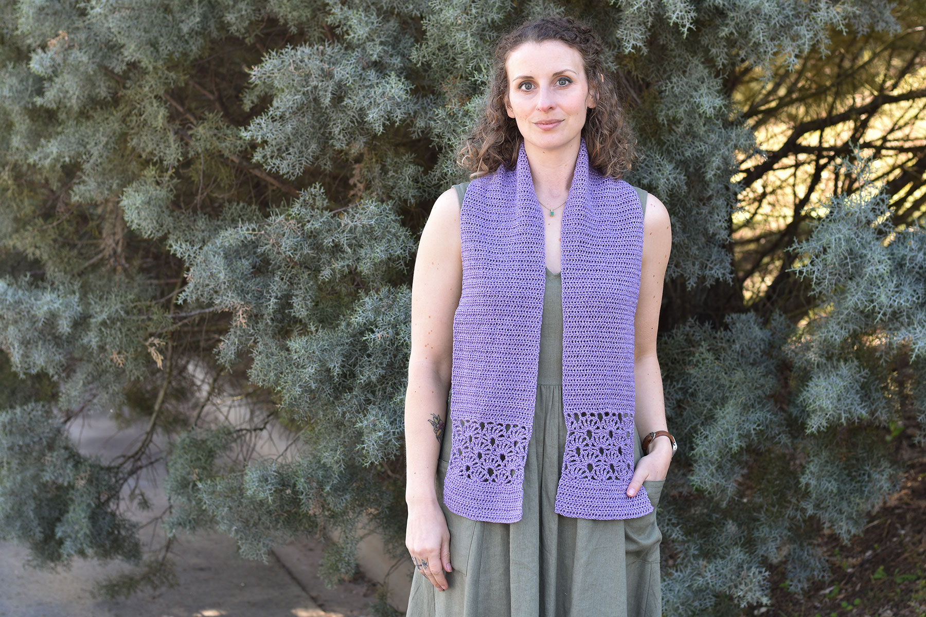 Free Pattern Friday – Tea Leaf Scarf – Universal Yarn Creative Network